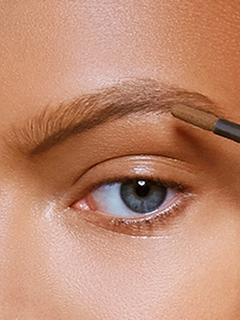 How To Shape Eyebrows With Shaping Chalk| Tips By Maybelline
