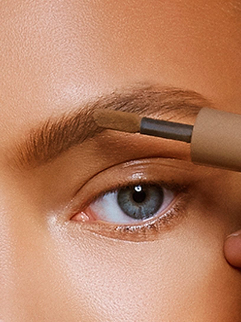 How To Shape Eyebrows With Shaping Chalk| Tips By Maybelline
